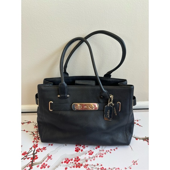 Coach | Bags | Coach Swagger Carryall In Pebble Leather 36488 Purse ...